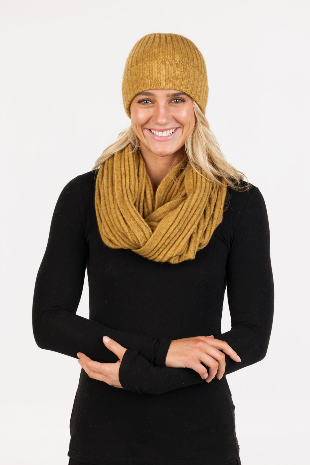 Ribbed Loop Scarf – Native World